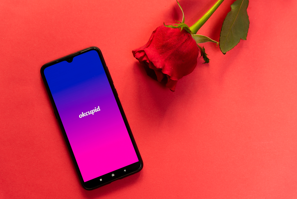 Manhunt Gay Dating Site & App Review In USA 2025